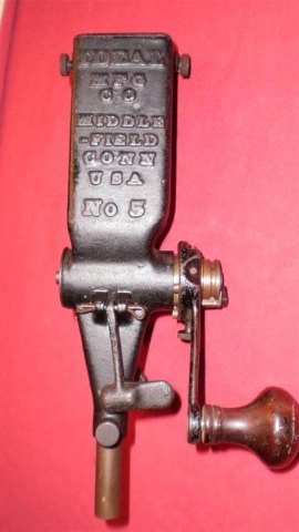 "Antique" powder measure