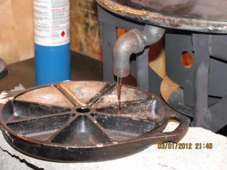 New bottom pour smelting pot!