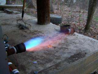 Furnace used to melt copper jackets